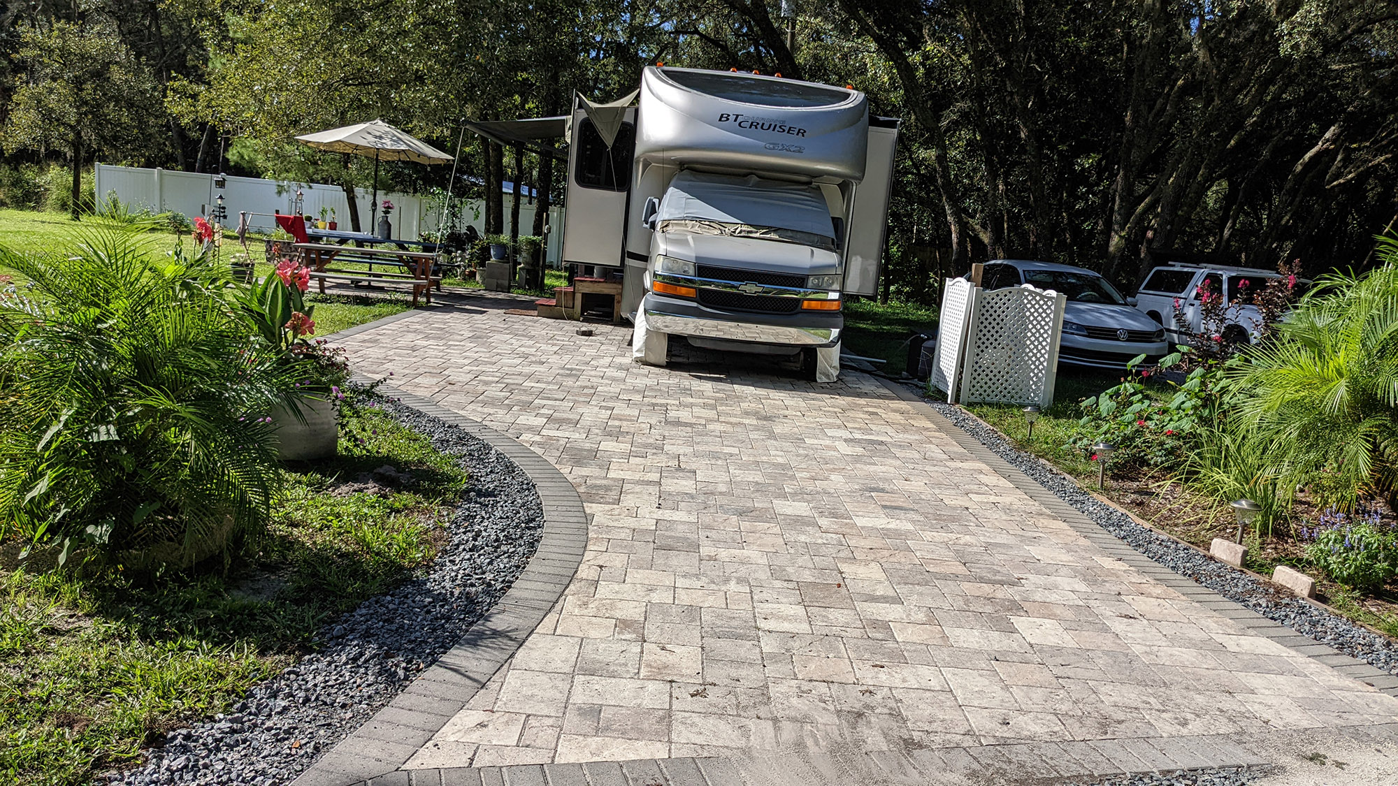 Private RV pad makeover with landscaping : Avant Gardens